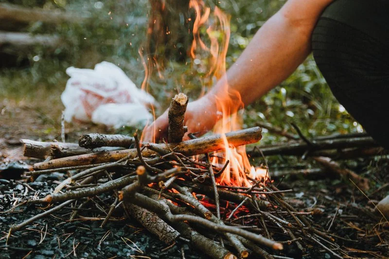 How to Build the Perfect Campfire: A Beginner’s Guide